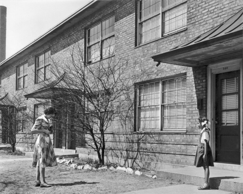 A Forum for Women: 50 Years of Chicago Women in Architecture - Chicago ...