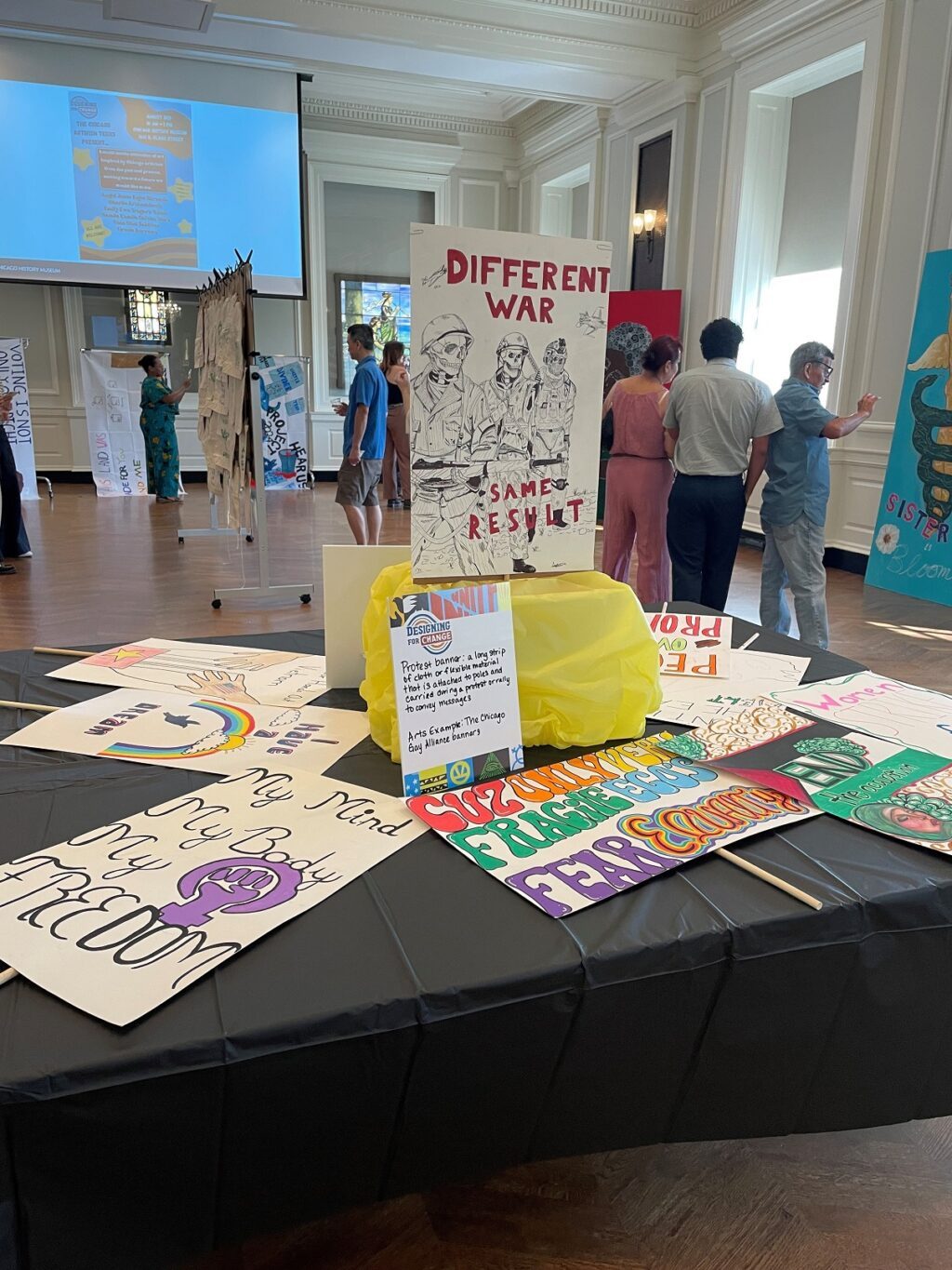 The Floor is Theirs: A Case for Teens in Museums - Chicago History Museum