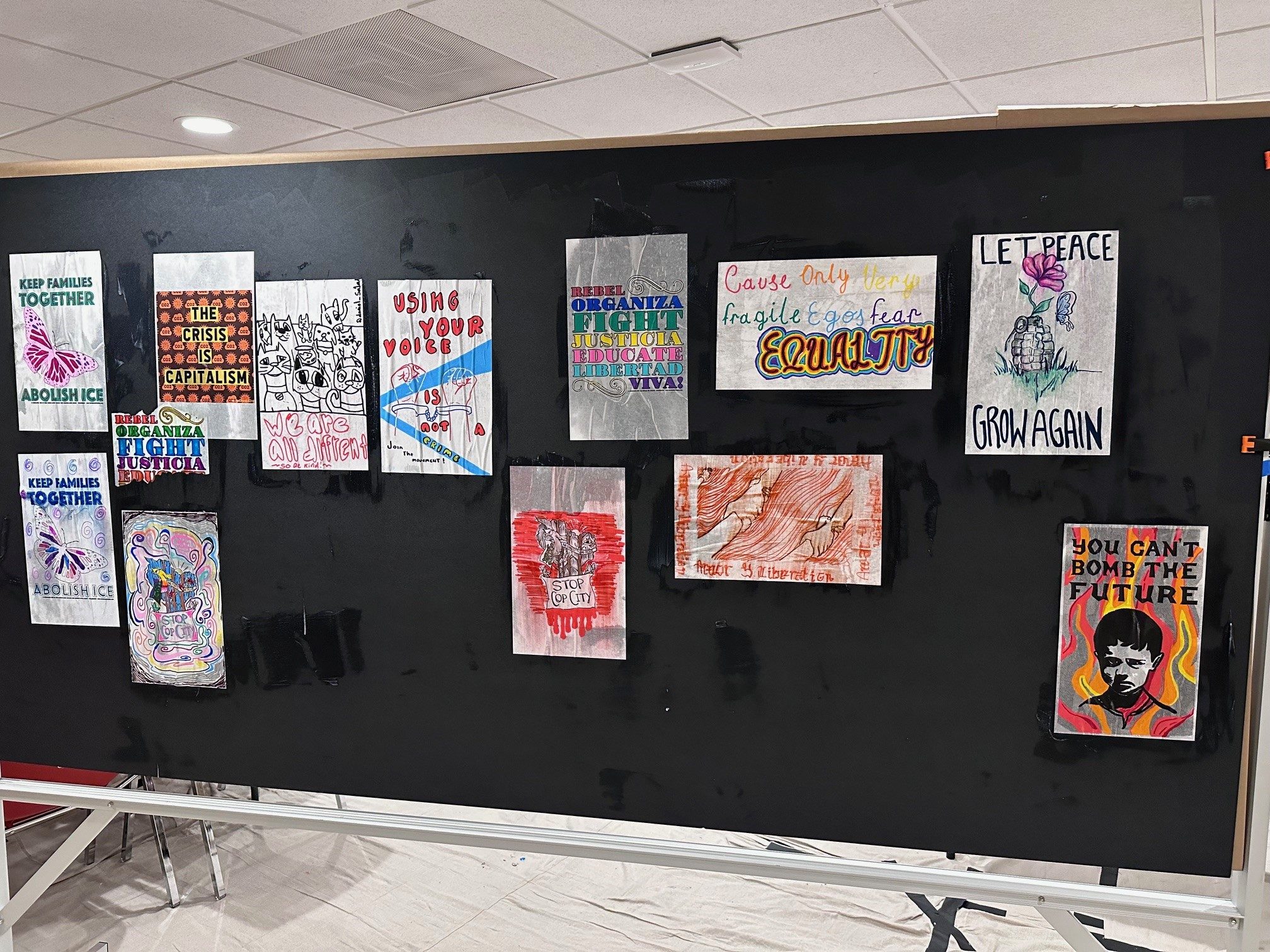 The Floor is Theirs: A Case for Teens in Museums - Chicago History Museum