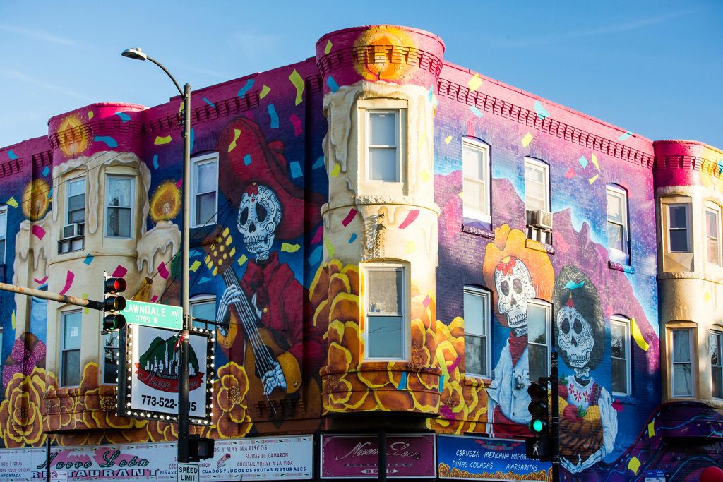 Día de los Muertos: Hybrid Identities and Remembering Loved Ones ...