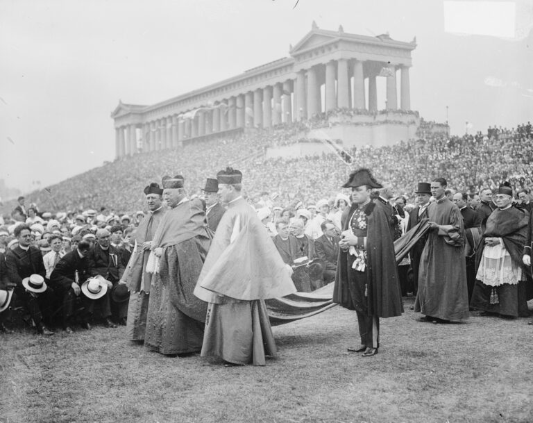 Public Places to Sacred Spaces: Commemorating the 1926 International ...